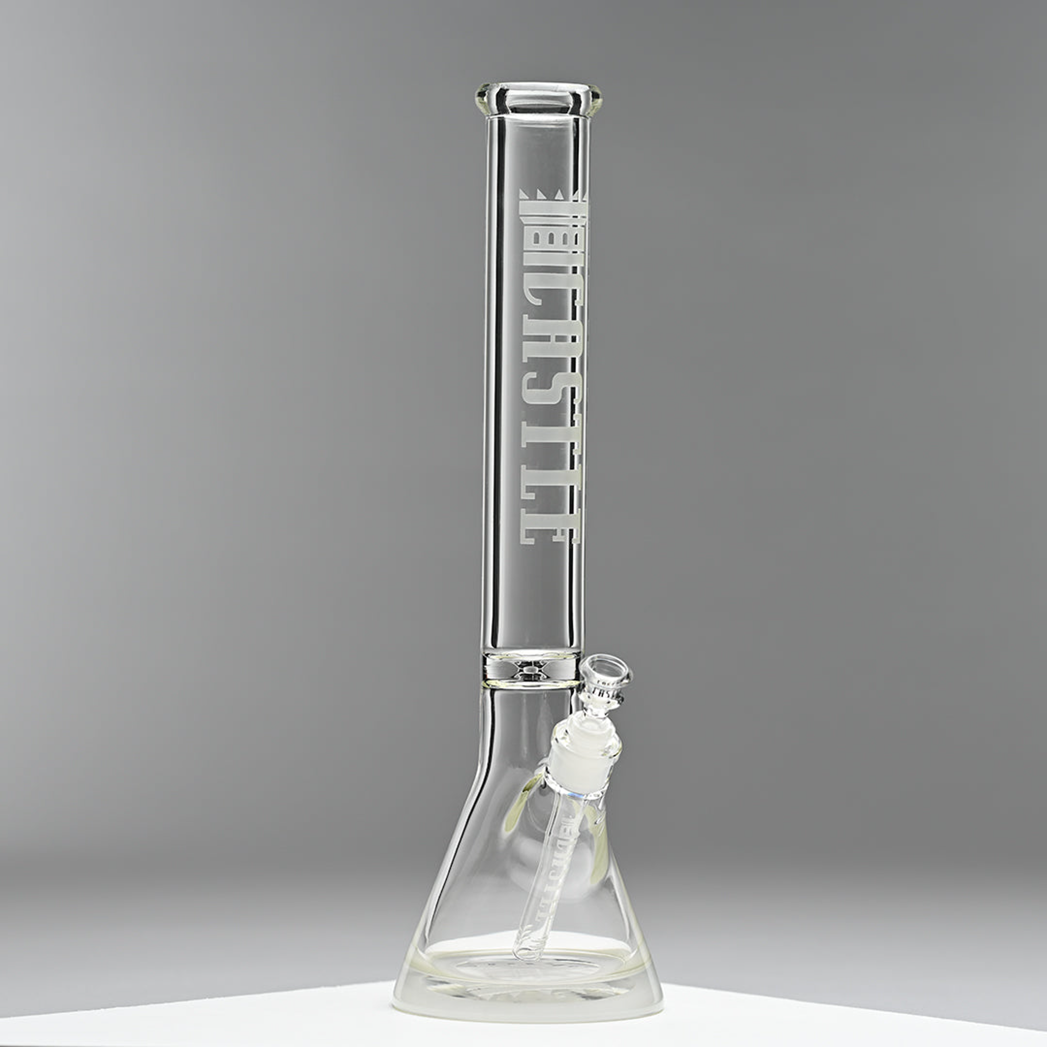 Castle Glass 18" Beaker Bong Etched Logo (Clear) – SmokeTime
